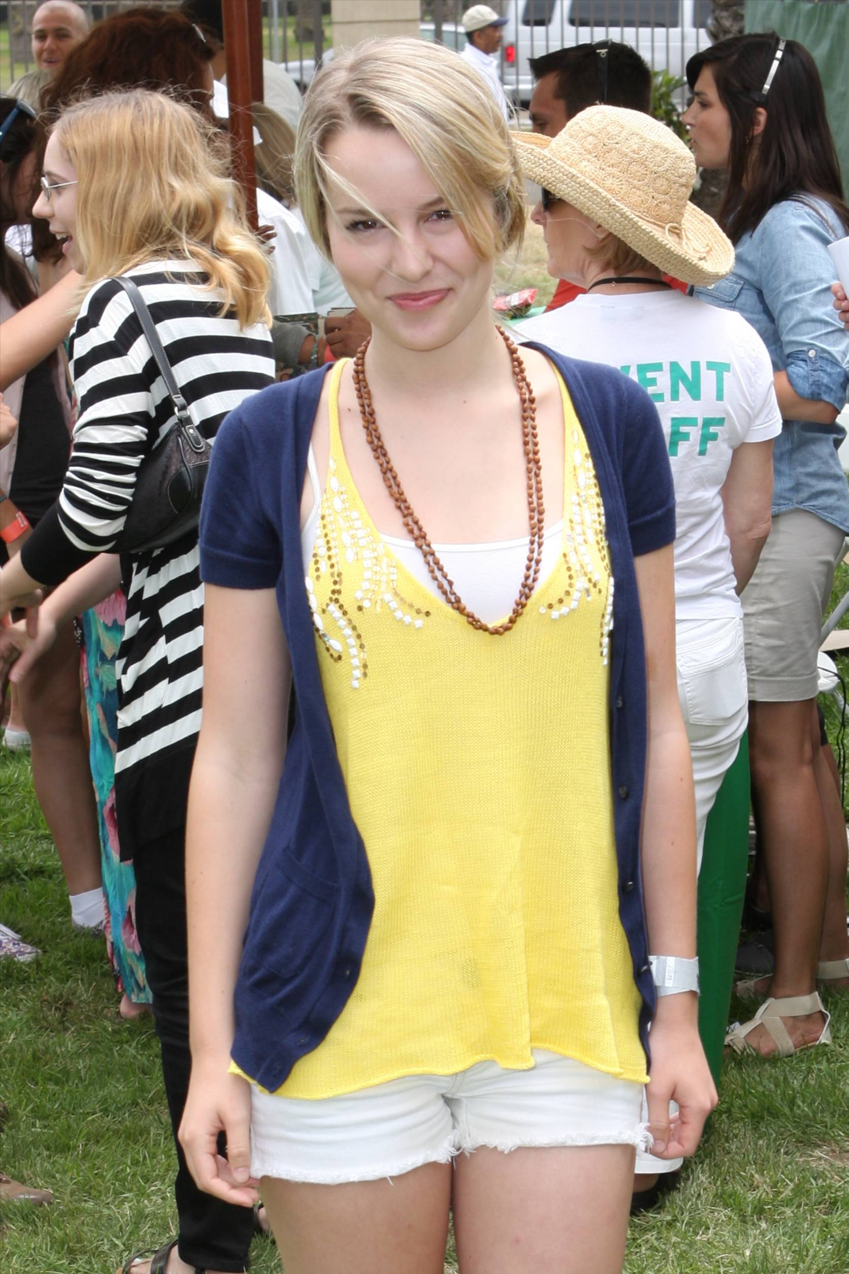 Poze Bridgit Mendler - Actor - Poza 140 din 146 - CineMagia.ro