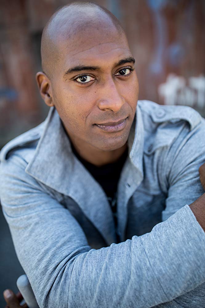 Poze Devielle Johnson - Actor - Poza 4 din 21 - CineMagia.ro