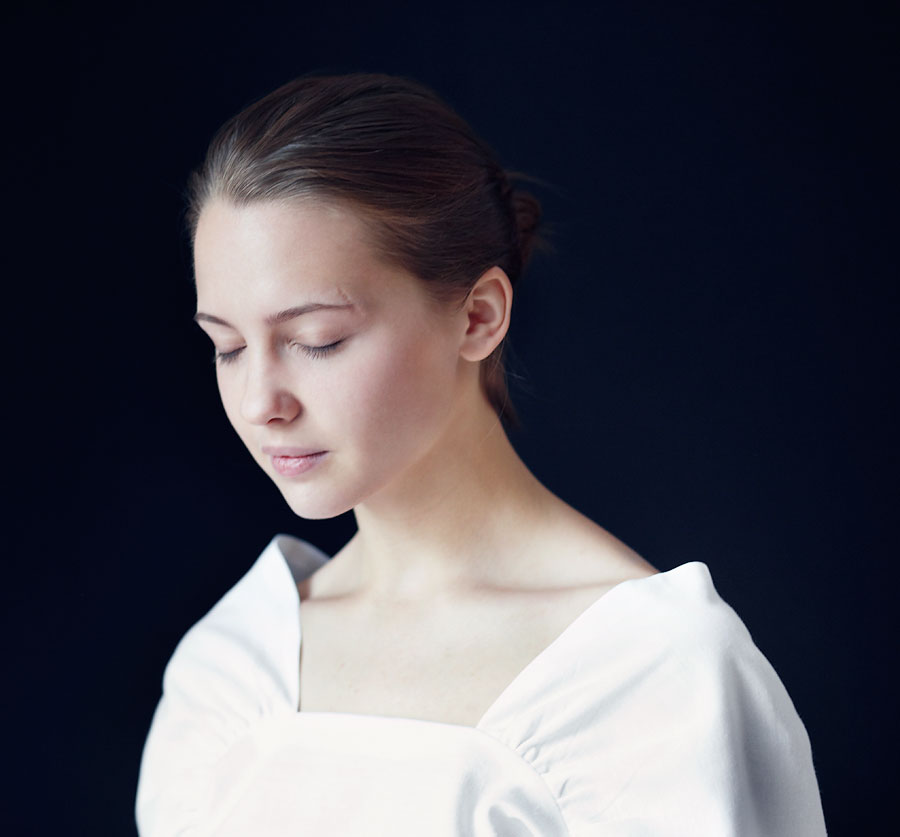 Poze Yuliya Khlynina Actor Poza 18 Din 18 Cinemagiaro