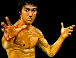 Trei filme despre viaţa lui Bruce Lee - CineMagia.ro