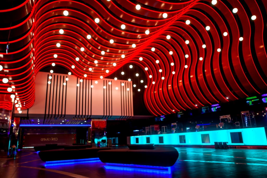 Cine Grand Titan, cel mai nou multiplex din Bucureşti - CineMagia.ro