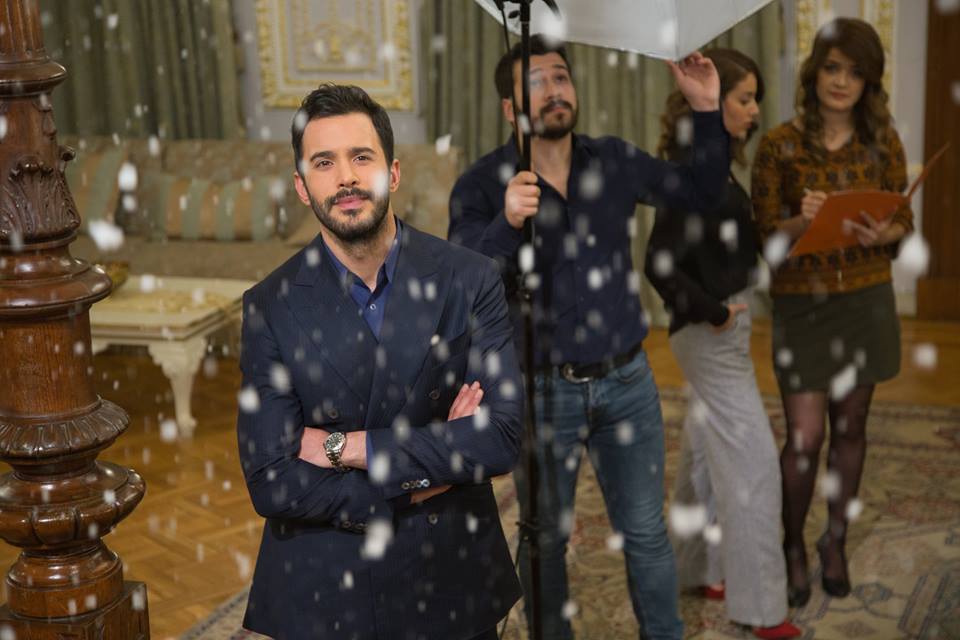 Imagini Kiralik Ask (2015) - Imagini Pretul dragostei - Imagine 25 din ... Imagini Kiralik Ask (2015) - Imagini Pretul dragostei - Imagine 25 din ...